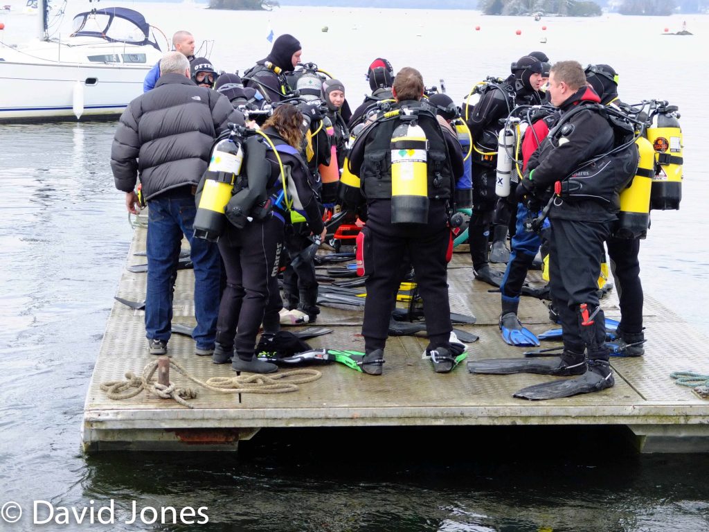 Divers heading out to drop off point – Just One Ocean